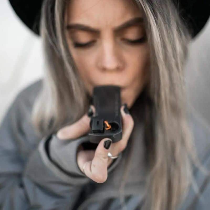 SoloPipe Self Igniting Hand Pipe With Built-in Lighter